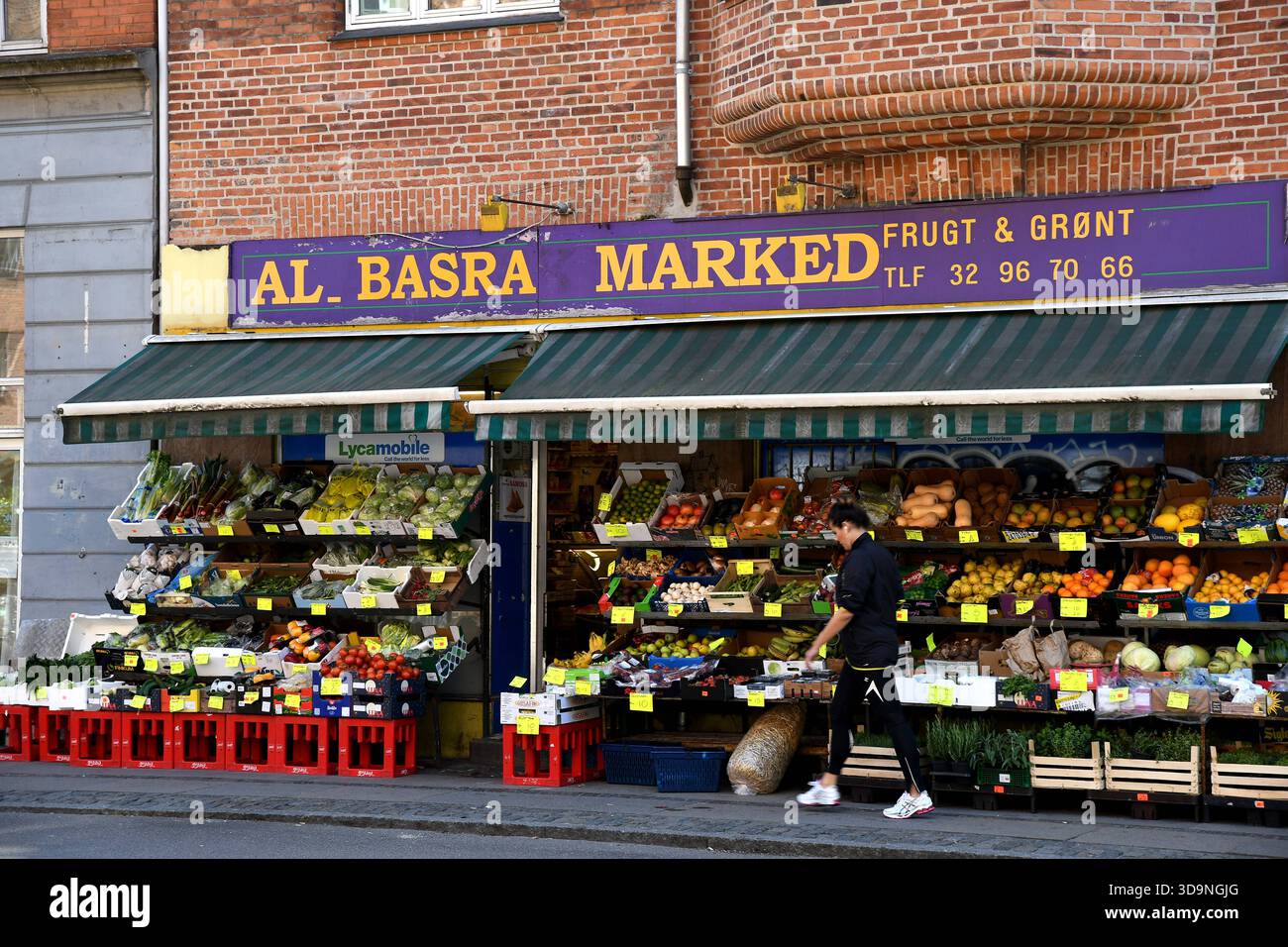 Copenhagen/Denmark 05.May 2018 Mideastern fruit and vegetable food store Al. Basra Mrked ...