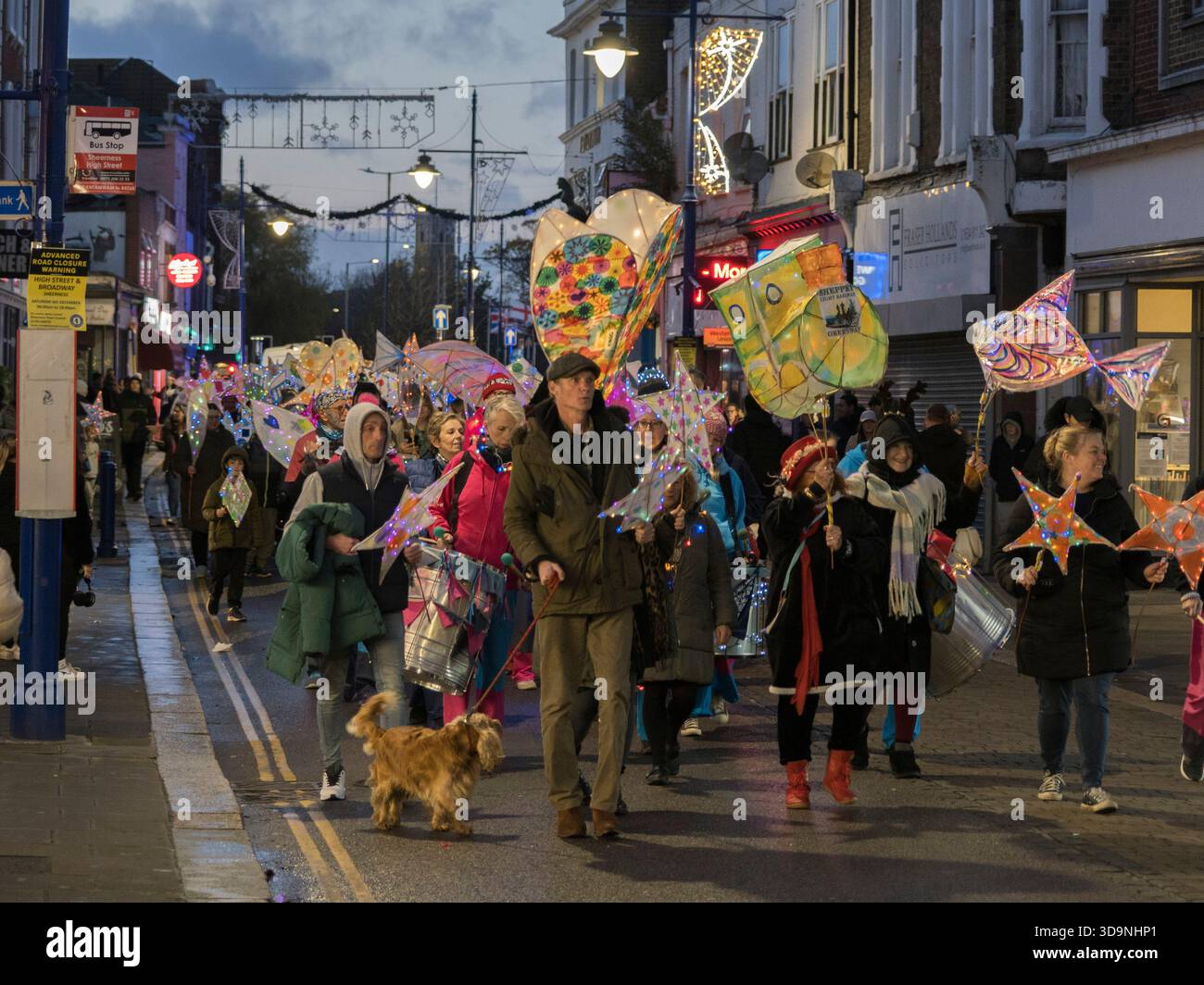 Sheerness, Kent, UK. 6th Dec, 2025. The annual Christmas lantern parade ...