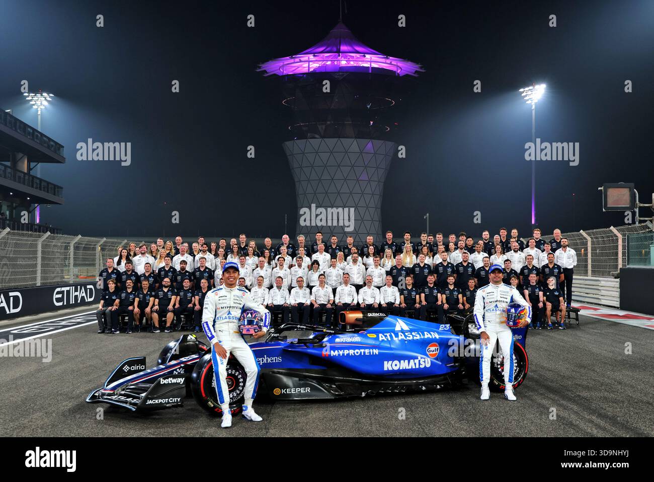(L to R): Alexander Albon (THA) Atlassian Williams Racing and Carlos ...