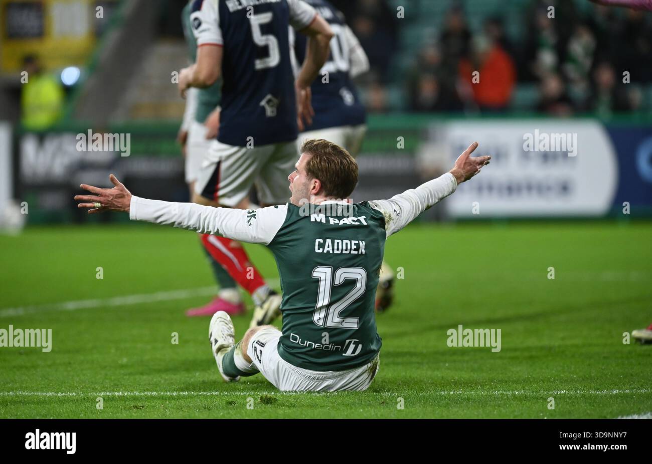 Chris cadden of hibs penalty claim turned down hi-res stock photography ...