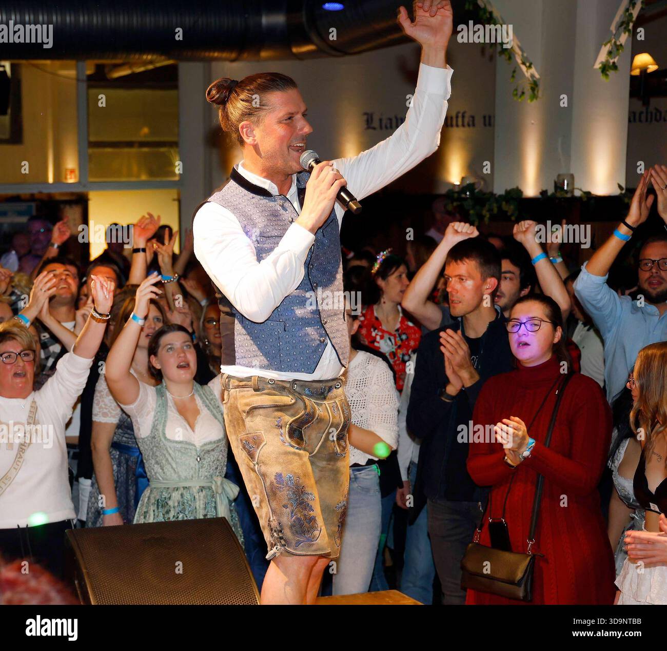 Markus Luca bei der Schlagernacht im Hofbräuhas Berlin. *** Markus Luca ...
