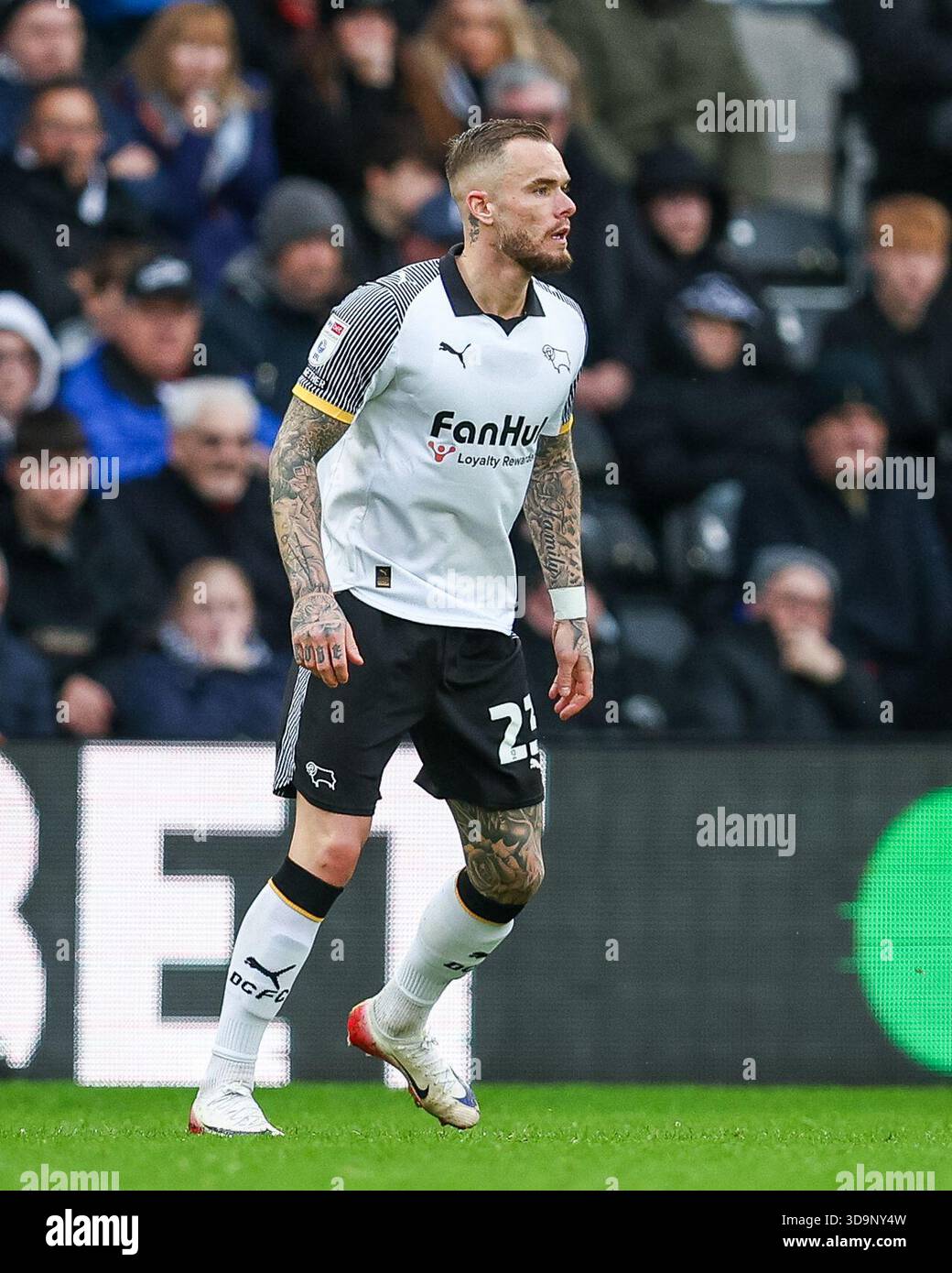 23, Joe Ward of Derby County moves position during the Sky Bet ...