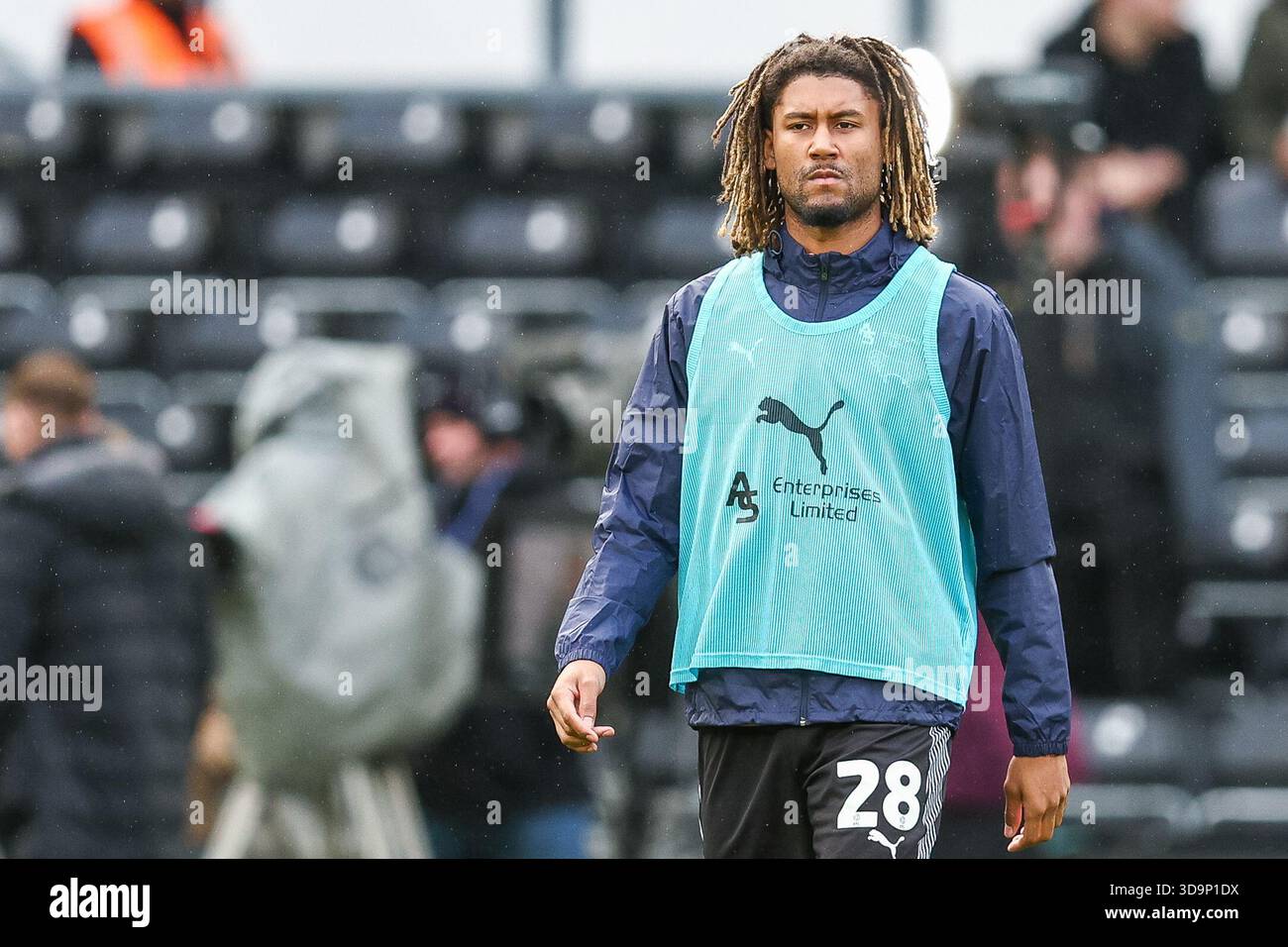 28, Dion Sanderson of Derby County at warm up during the Sky Bet ...