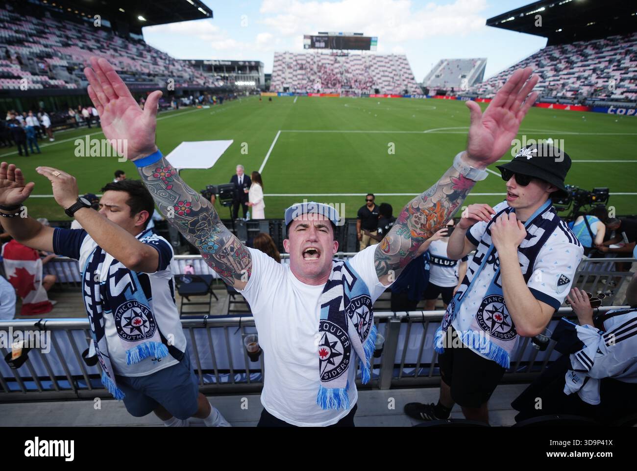 Vancouver Whitecaps fans cheer prior to the MLS Cup final soccer match ...