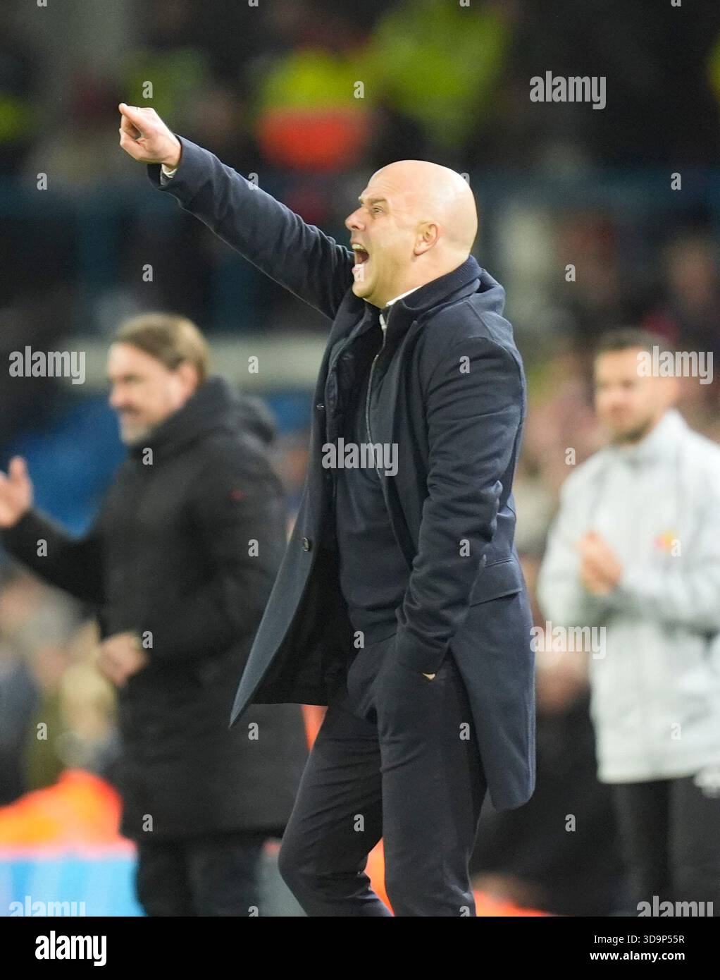 Liverpool manager Arne Slot during the Premier League match at Elland ...