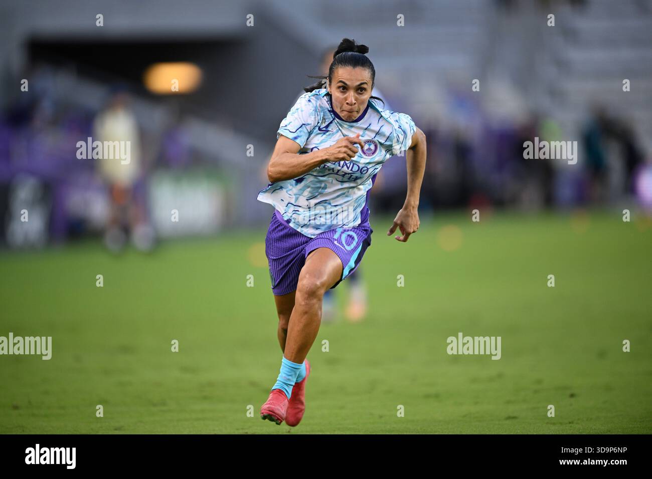 Orlando Pride forward Marta (10) warms up before an NWSL soccer match ...