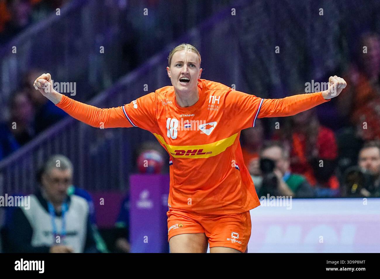 ROTTERDAM, NETHERLANDS - DECEMBER 6: Kelly Dulfer of the Netherlands ...