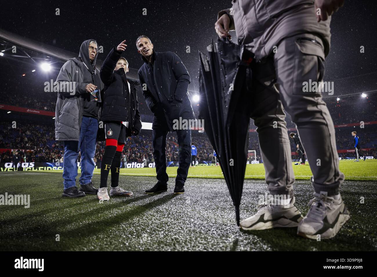 ROTTERDAM - Feyenoord coach Robin van Persie before the Dutch ...