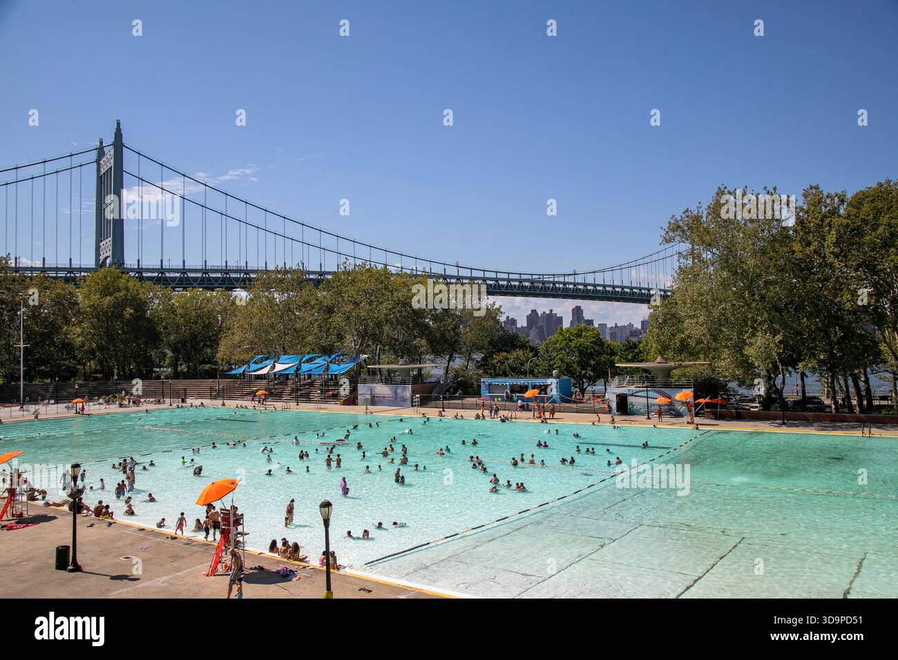 People swimming in the Astoria Park pool, New York City Stock Photo - Alamy