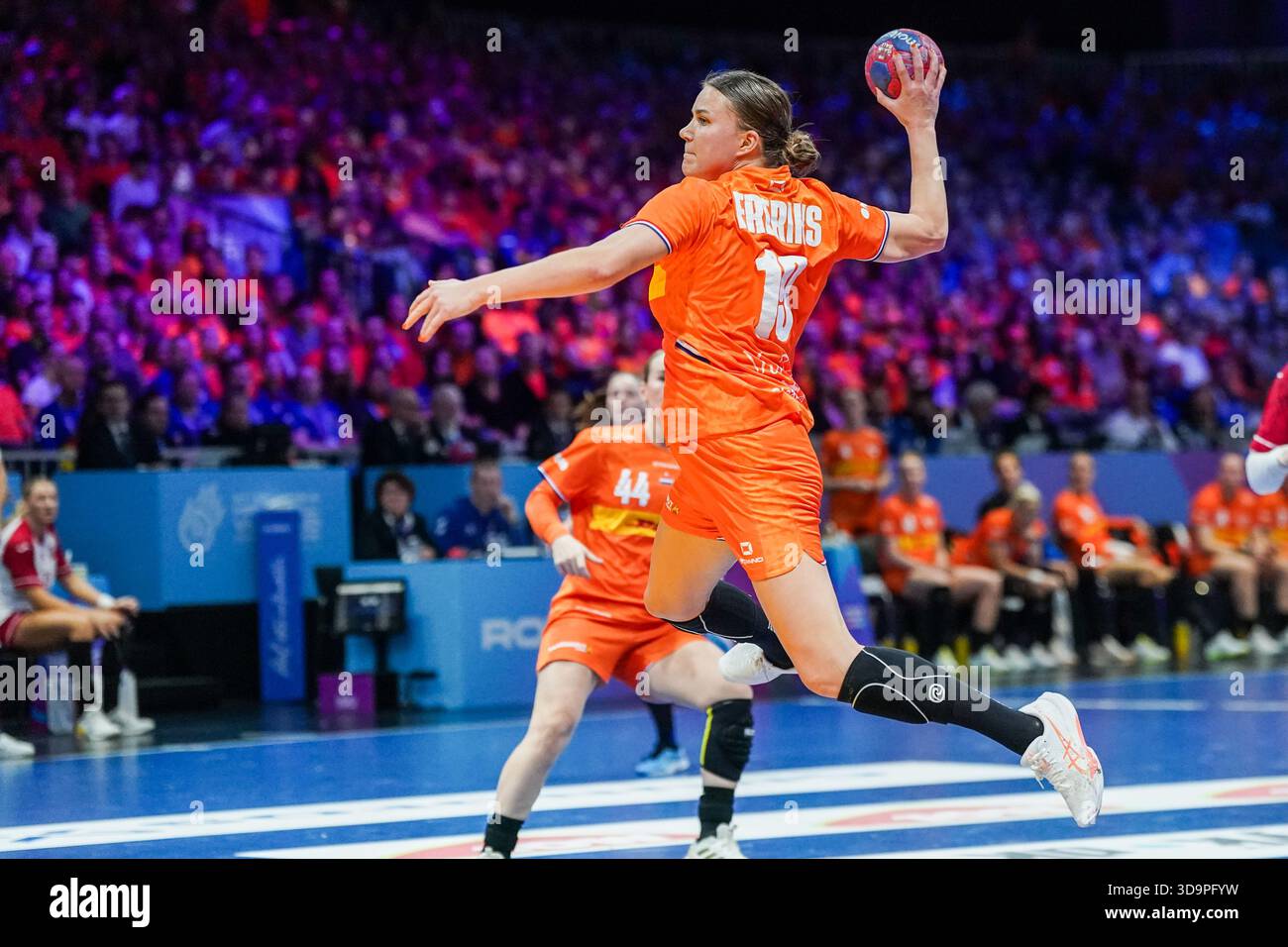 ROTTERDAM, NETHERLANDS - DECEMBER 6: Merel Freriks of the Netherlands ...