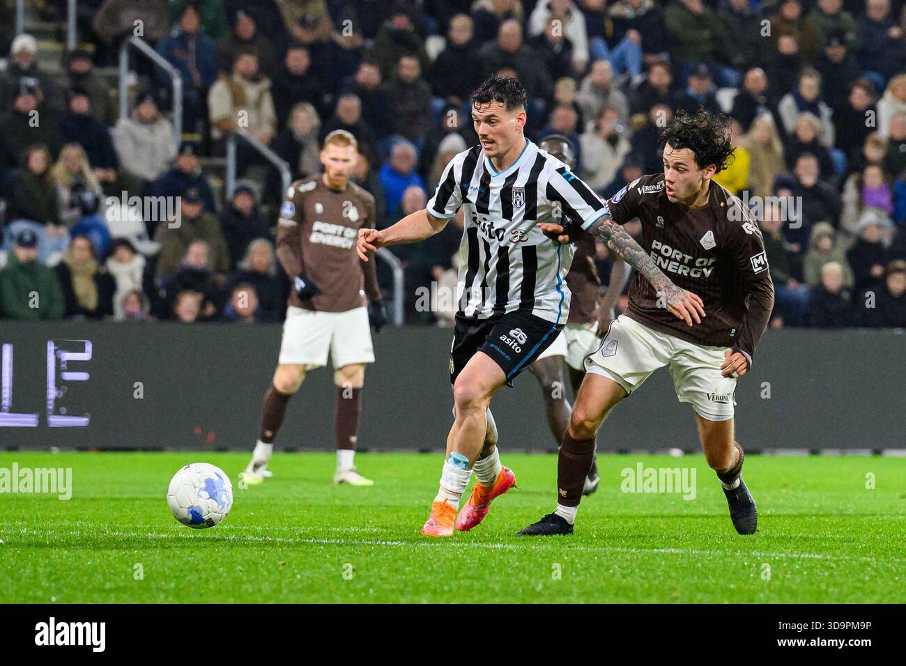 ALMELO , 06–12-2025 , Stadium Asito , season 2025 / 2026 , Dutch ...