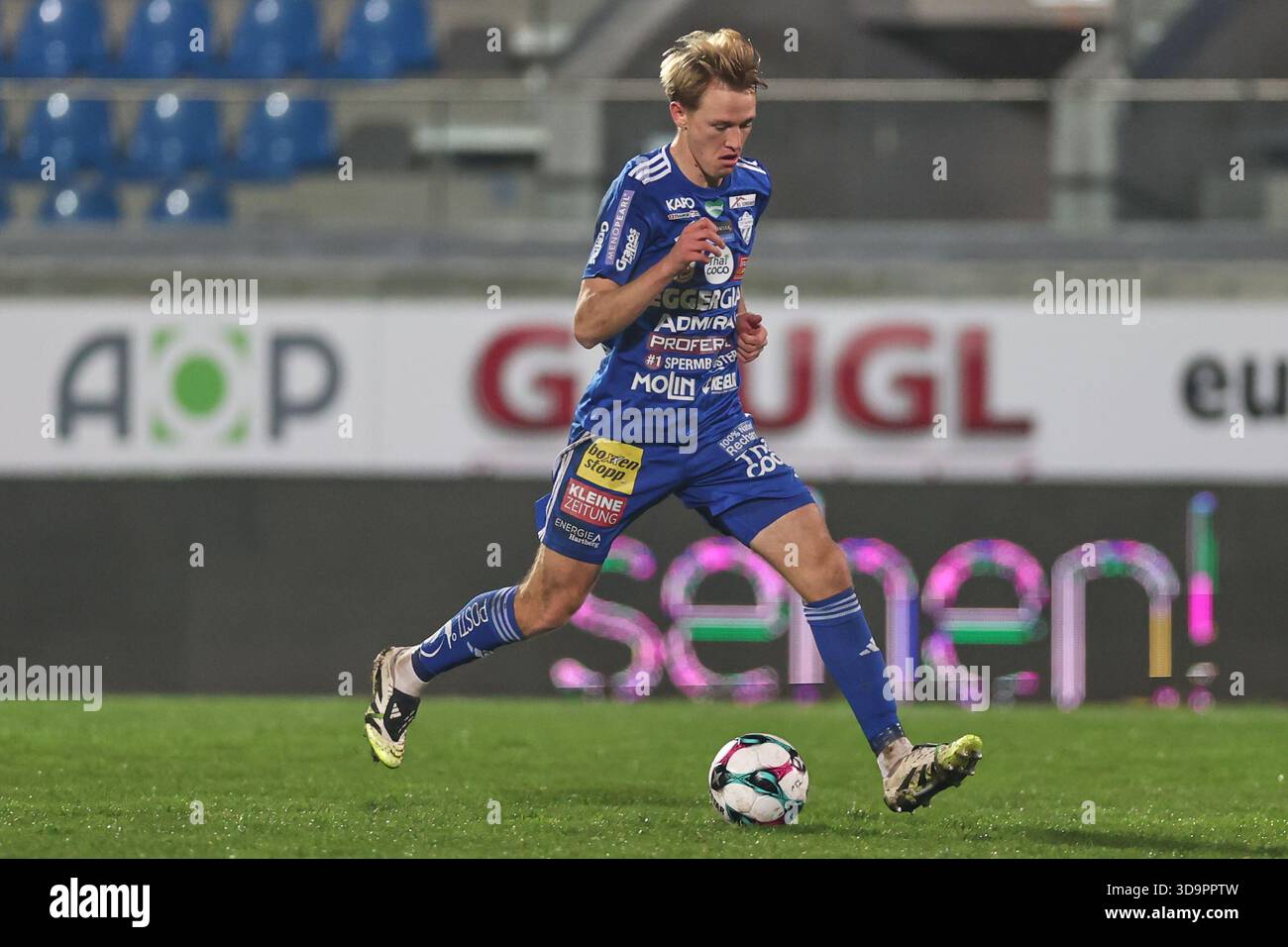 HARTBERG, AUSTRIA, 06.DEC.25 - SOCCER - ADMIRAL Bundesliga, TSV Egger ...