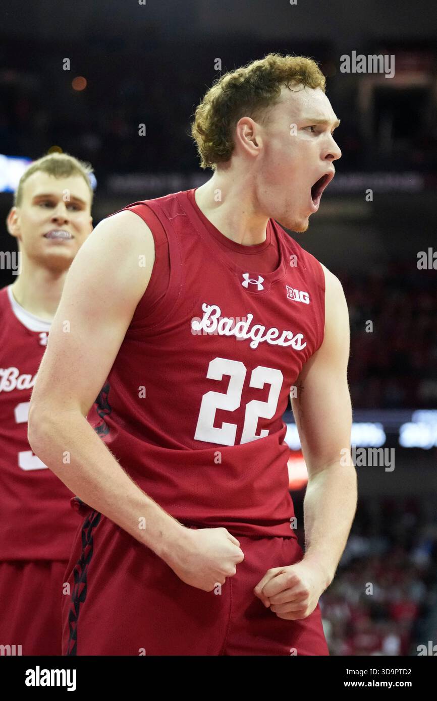 Wisconsin forward Austin Rapp reacts after scoring against Marquette ...