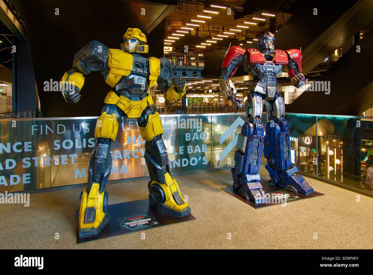 Life size transformers models on display advertising the Transformers ...