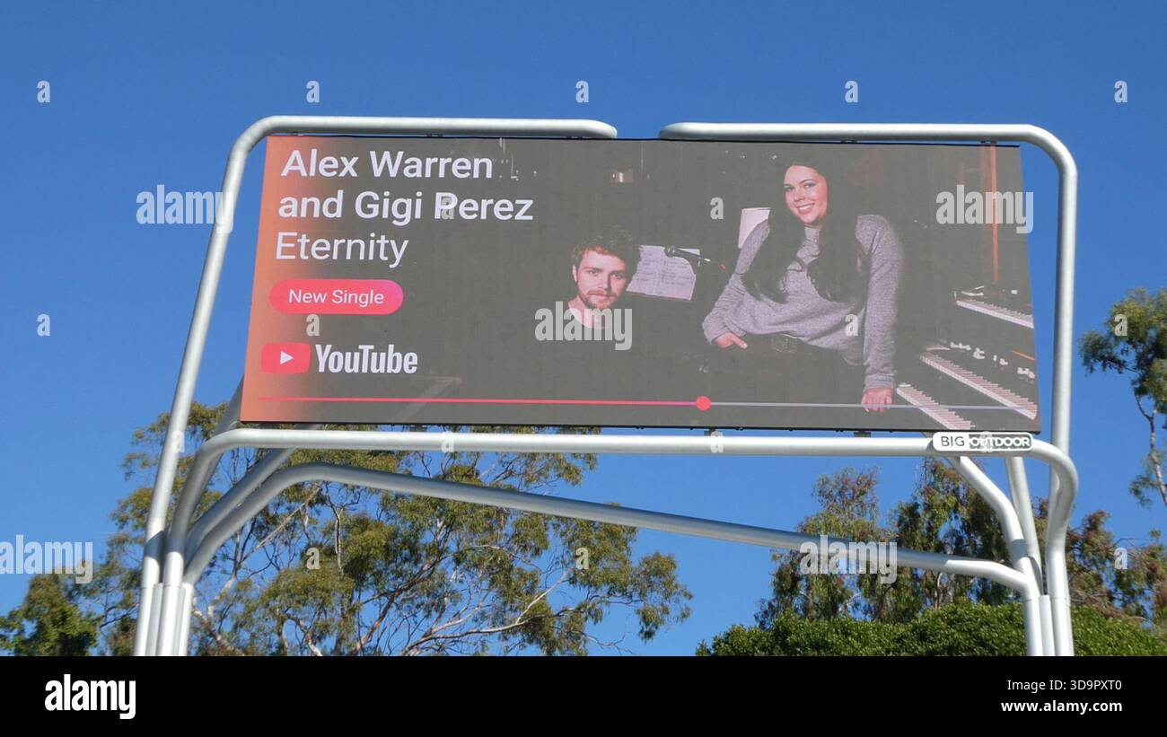 Alex warren singer hi-res stock photography and images - Alamy