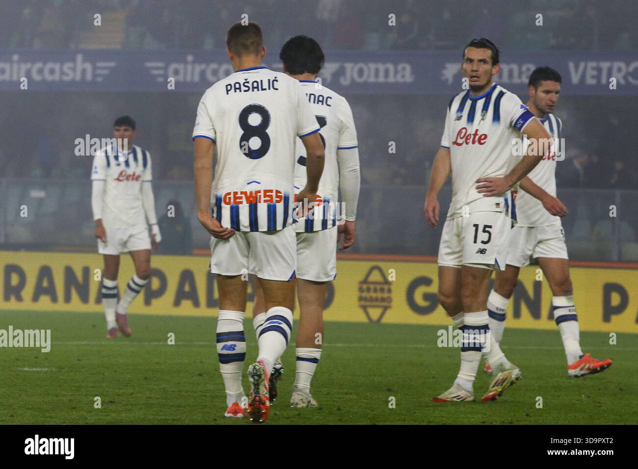 Atalanta BC players expresses disappointment during Hellas Verona FC vs ...
