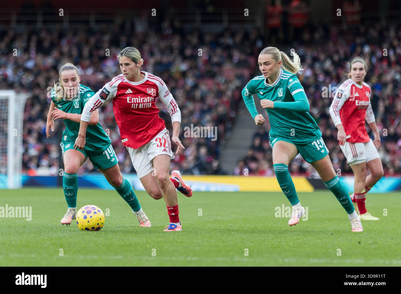 London, UK. 6th Dec 2025. Kirsty Maclean of Liverpool, Kyra Cooney-Cross of Arsenal Women, and ...