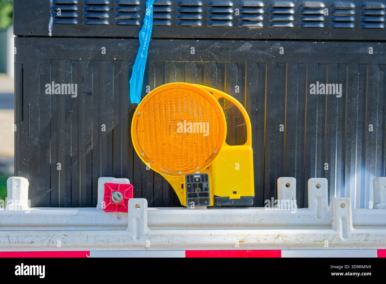 Amber panels hi-res stock photography and images - Alamy