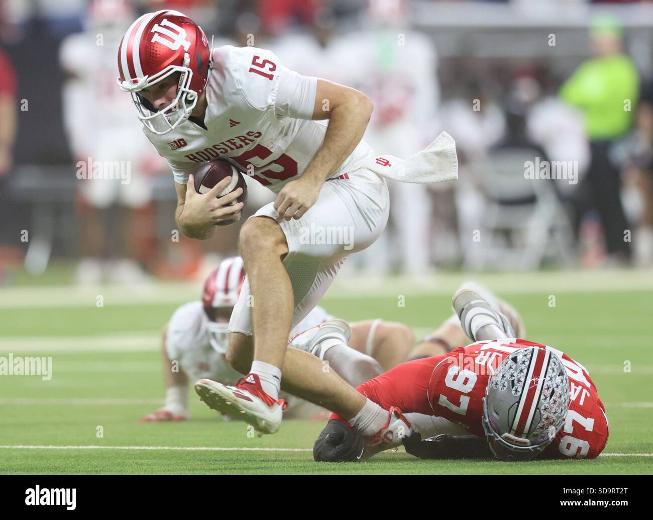 Ohio State defensive end Kenyatta Jackson Jr. (97) sacks Indiana ...
