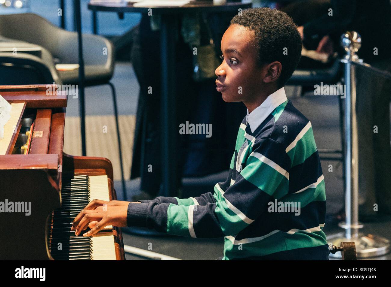 Record attempt sunday 7 december 2025 hi-res stock photography and ...