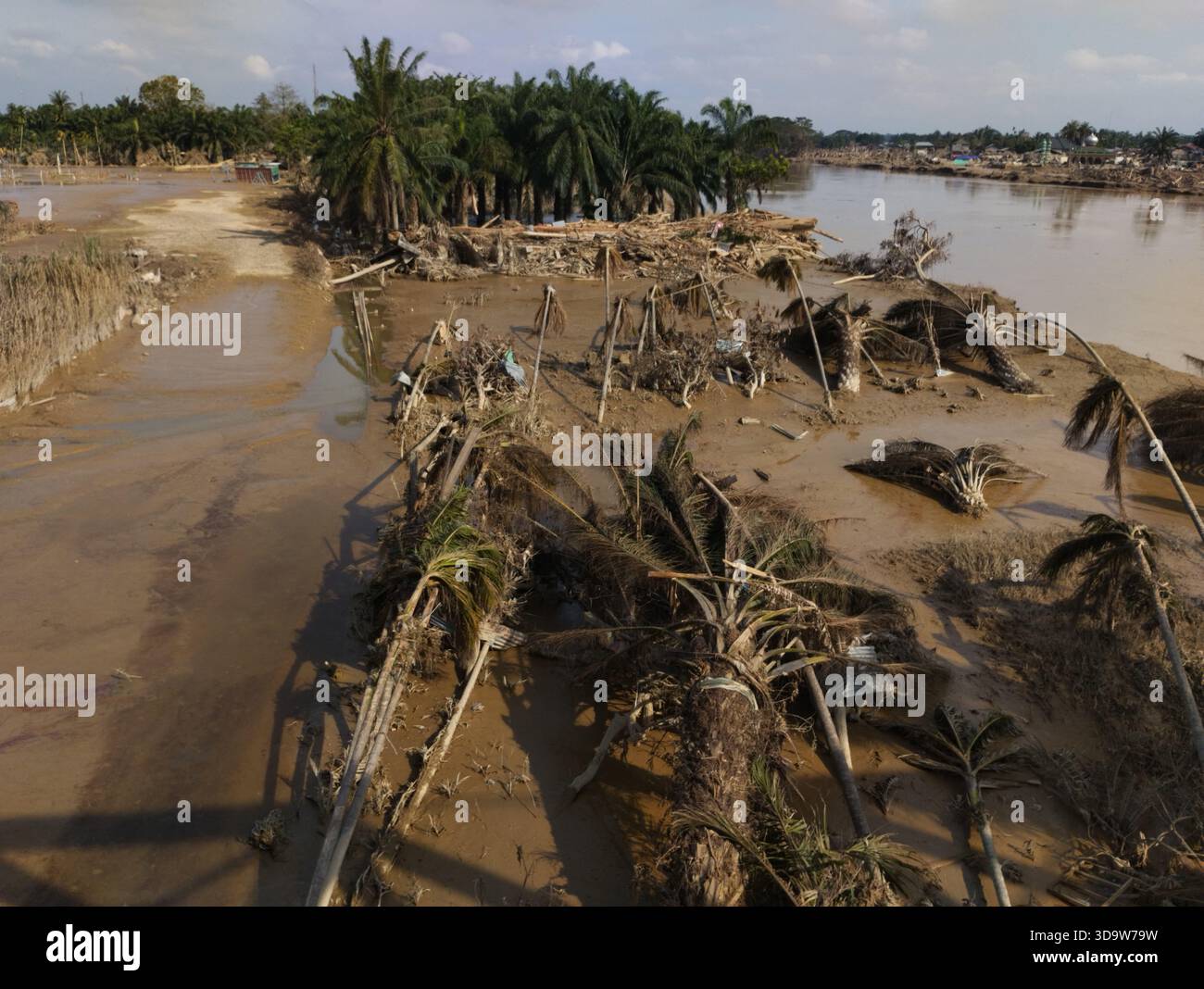 Cyclone senyar hi-res stock photography and images - Alamy