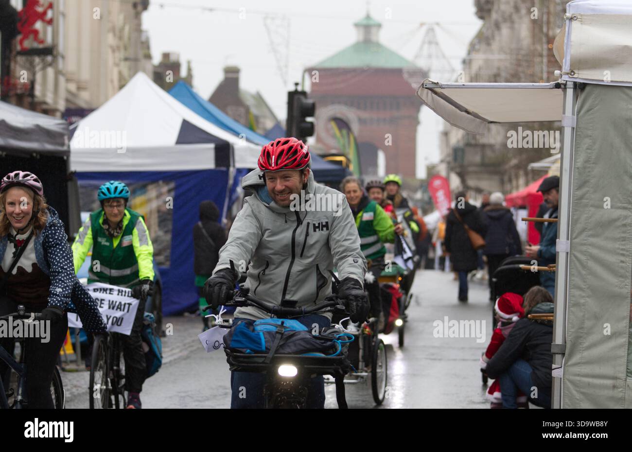 Colchester, UK. 7th Dec, 2025. Kidical mass cycle ride down Colchester ...