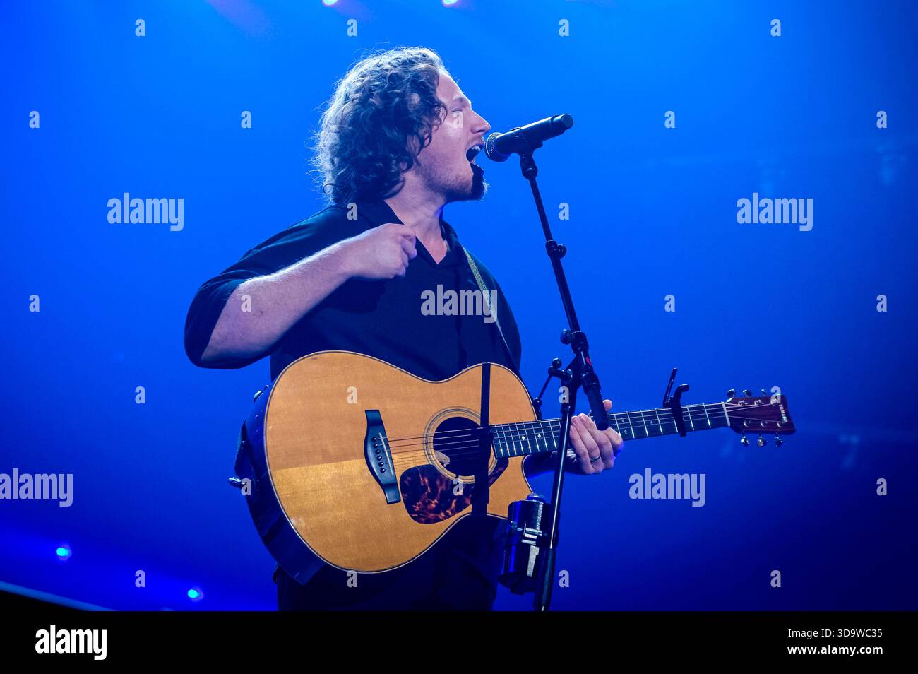 Michael Schulte live at the 40th Night of the Proms 2025 in the ZAG ...