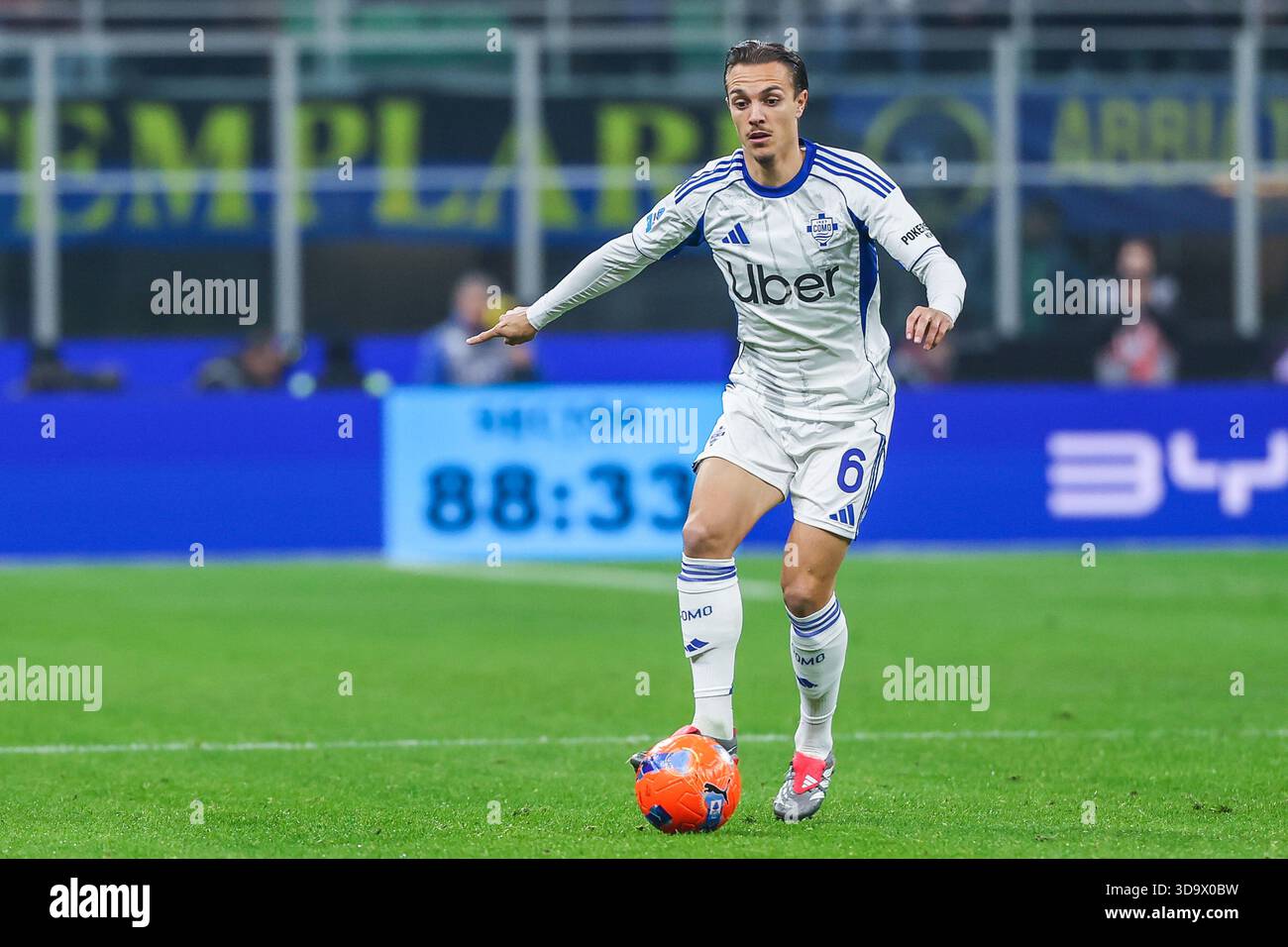 Maxence Caqueret of Como 1907 seen in action during Serie A 2025/26 ...