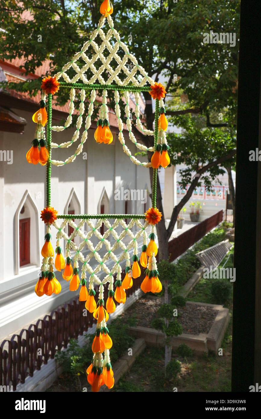 Phra wiman hi-res stock photography and images - Alamy