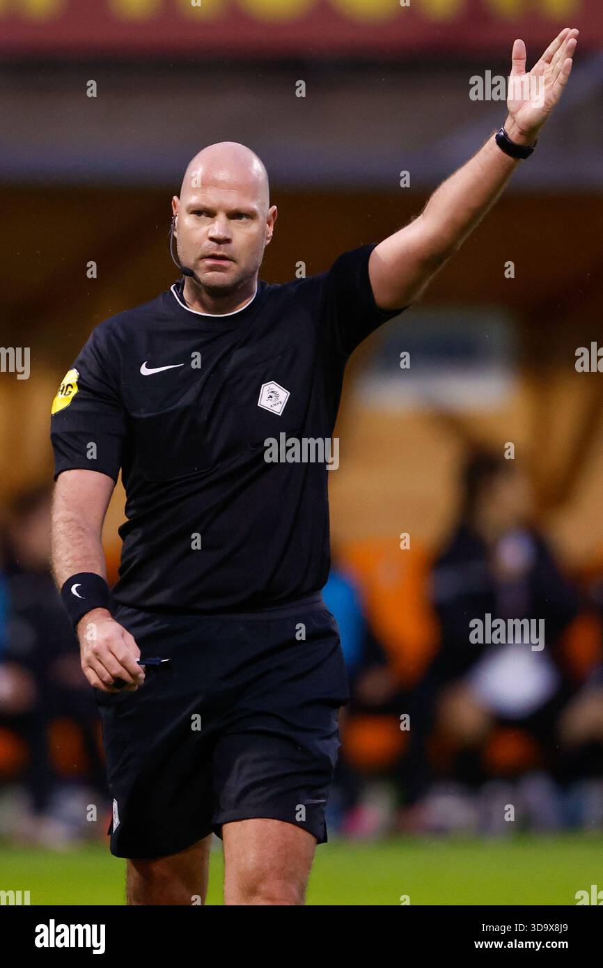 FIFA Removes Dutch Referee Rob Dieperink from World Cup List Despite ...