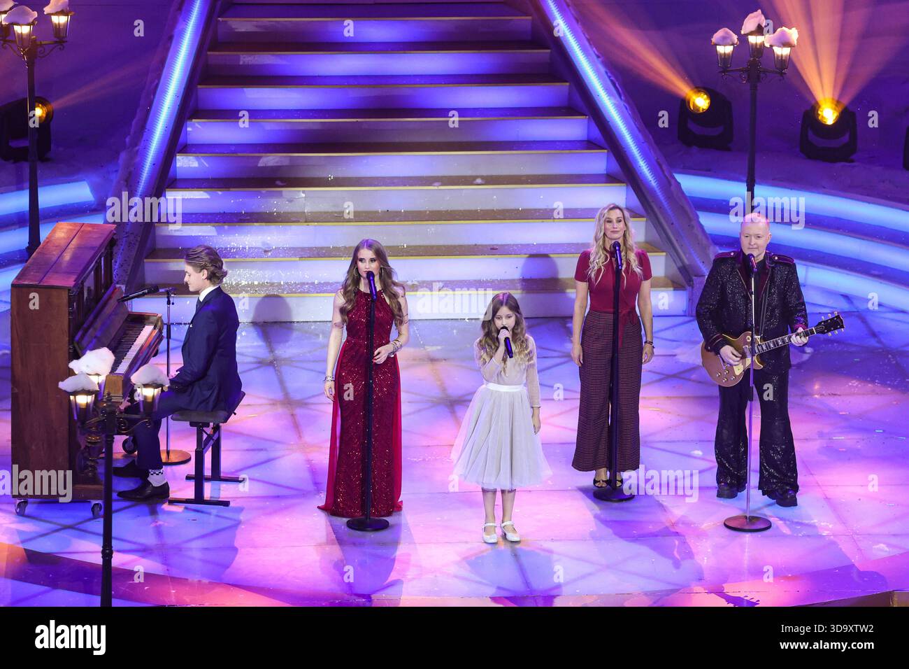 Joey Kelly mit Familie - ARD Live Show ãAdventsfest der 100.000 ...
