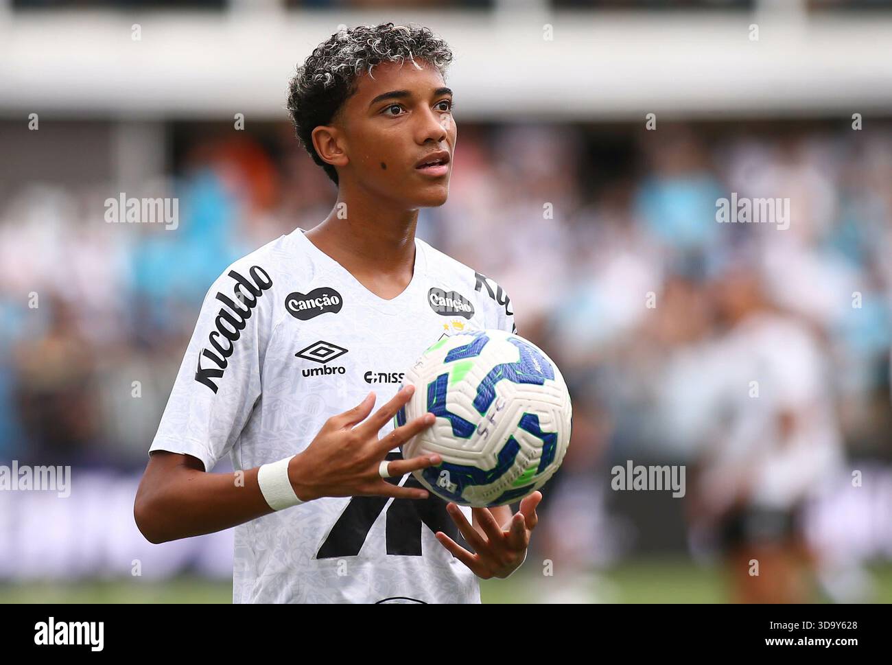 SP - SANTOS - 07/12/2025 - BRAZILIAN CHAMPIONSHIP A 2025, SANTOS x CRUZEIRO - Robinho Jr ...