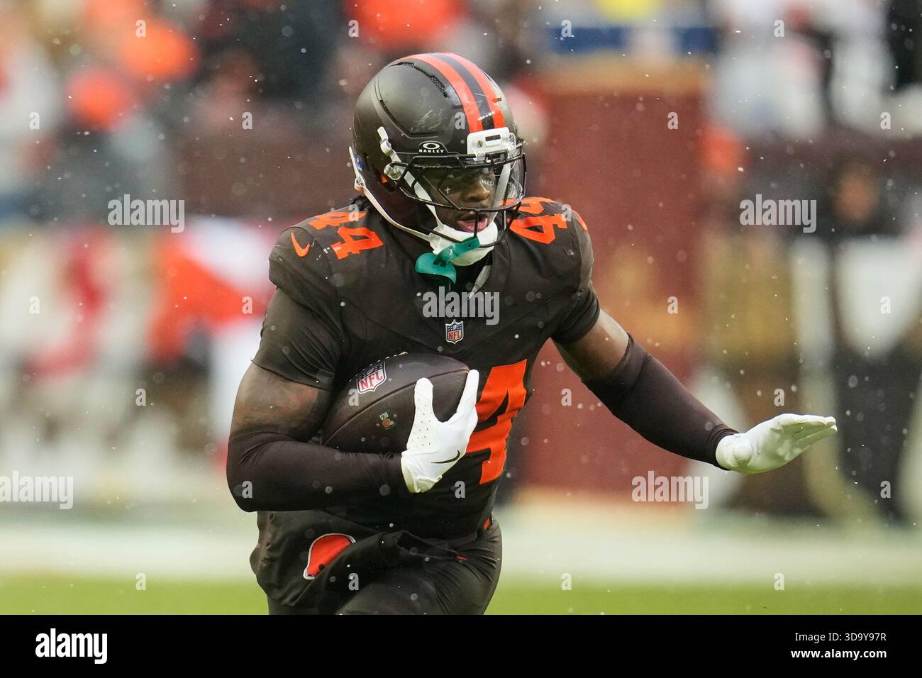 Cleveland Browns tight end Harold Fannin Jr. gains yards after a catch ...