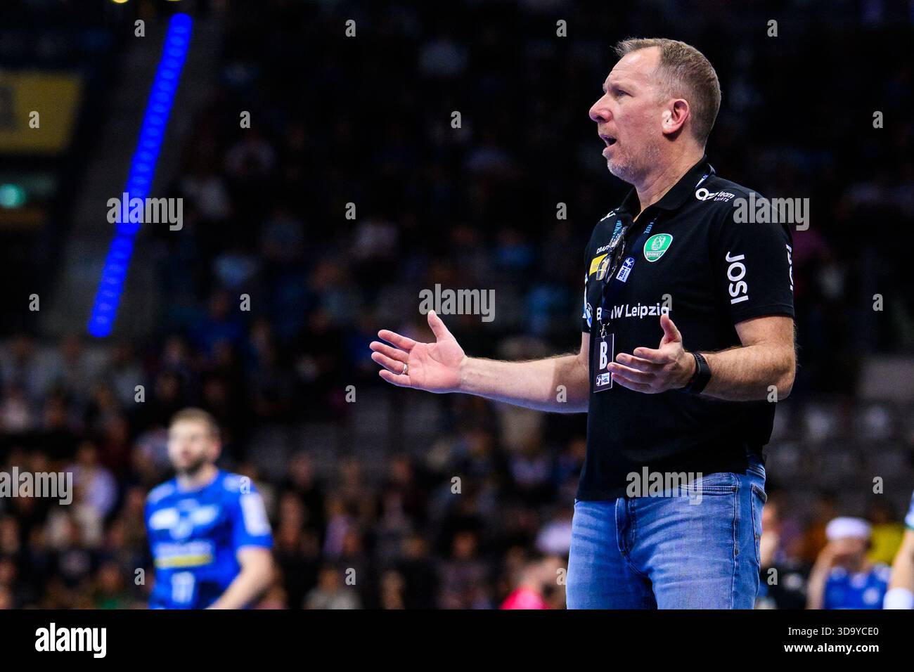 07 December 2025, Baden-Württemberg, Stuttgart: Handball: 1st ...