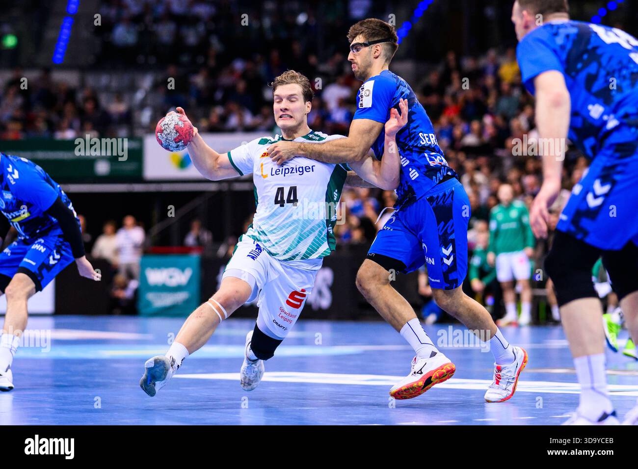 07 December 2025, Baden-Württemberg, Stuttgart: Handball: 1st ...