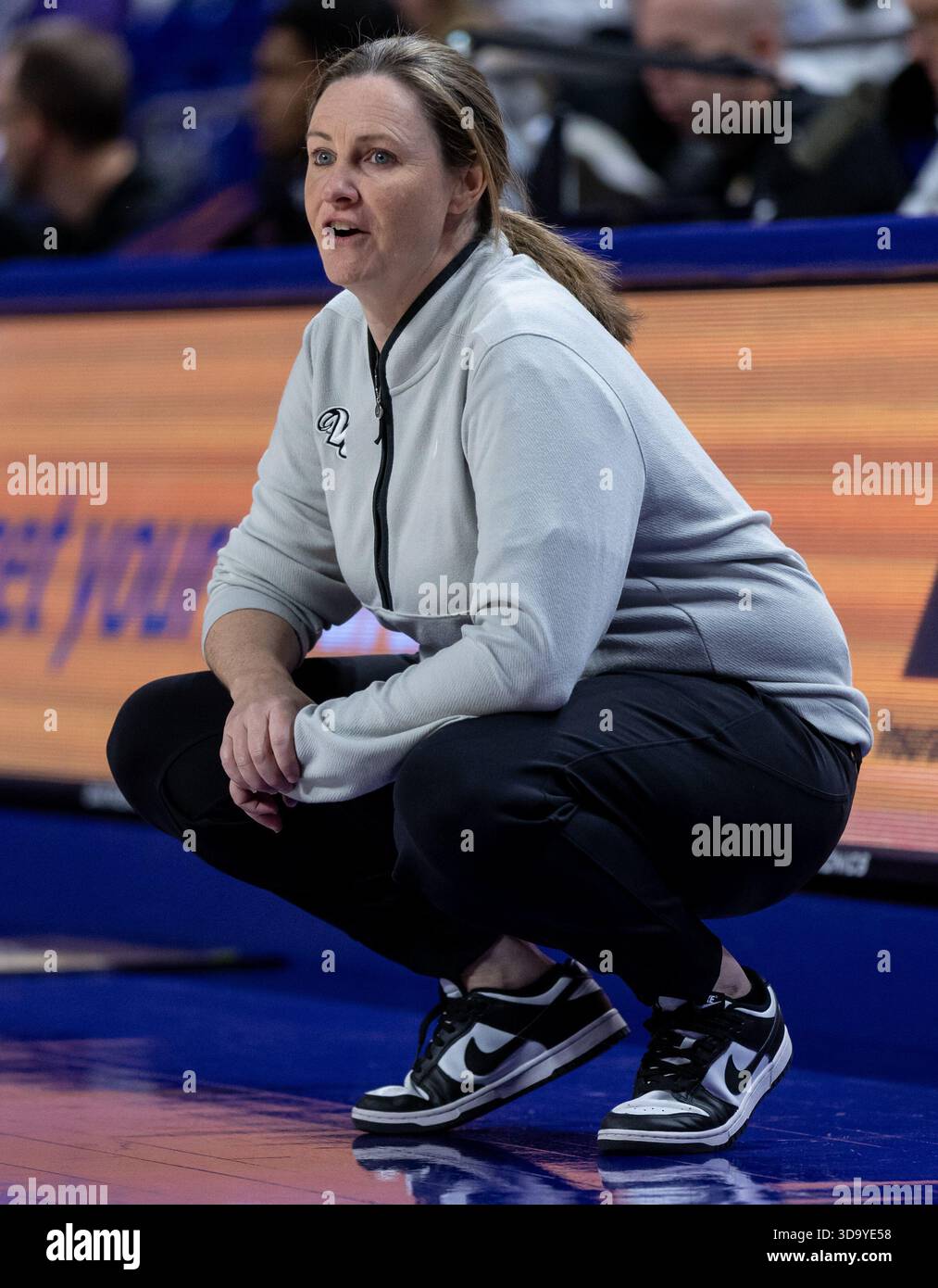 VCU head coach Beth O'Boyle directs her team during the first half of ...