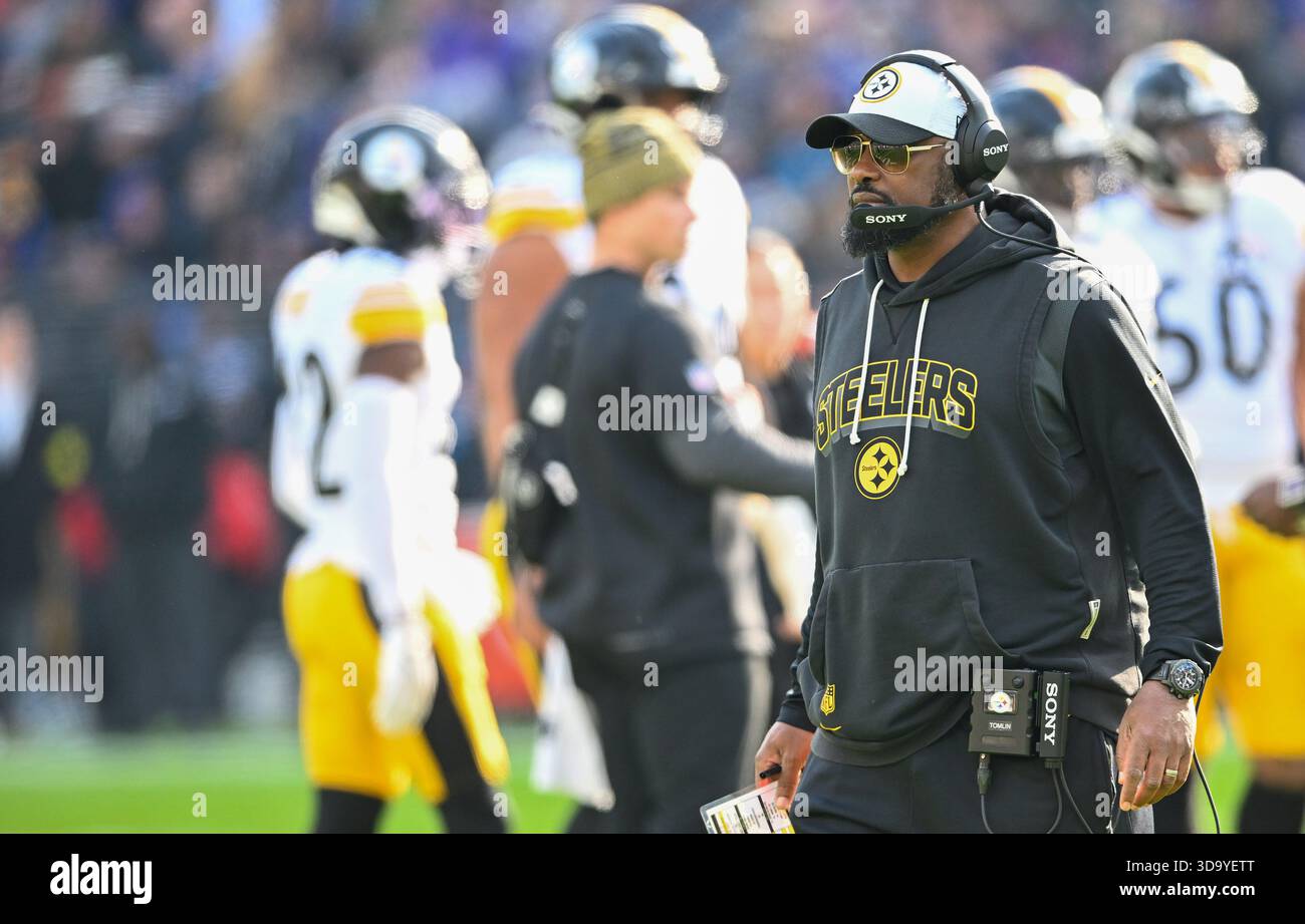 Pittsburgh Steelers head coach Mike Tomlin walks from the field during ...