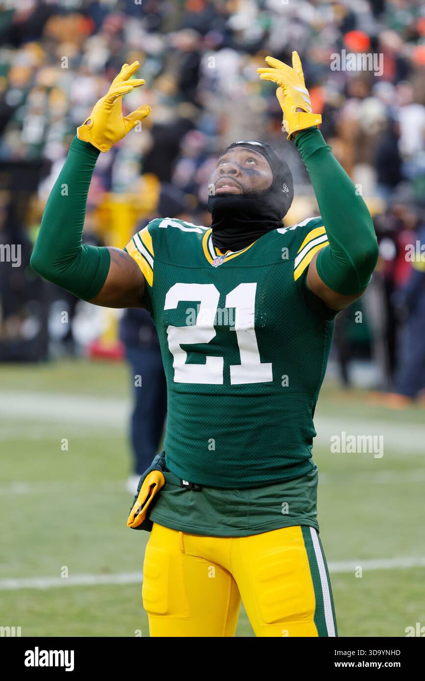Green Bay Packers cornerback Nate Hobbs warms up before playing the ...