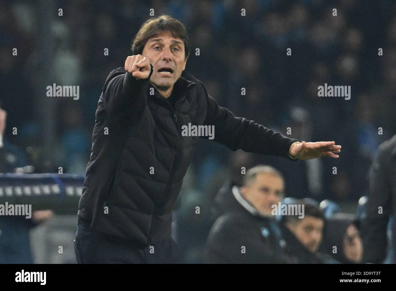 Antonio Conte Coach coach of SSC Napoli gestures during the Serie A ...