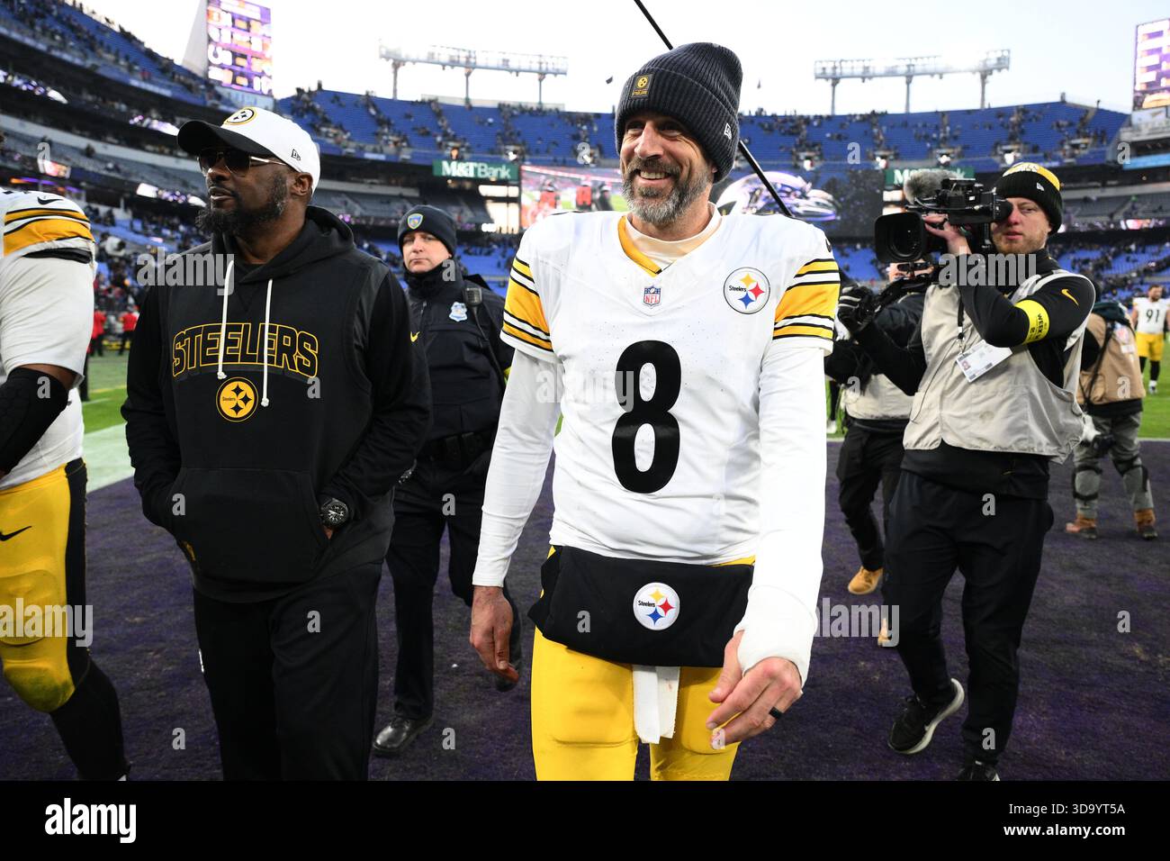 Pittsburgh Steelers head coach Mike Tomlin and quarterback Aaron ...