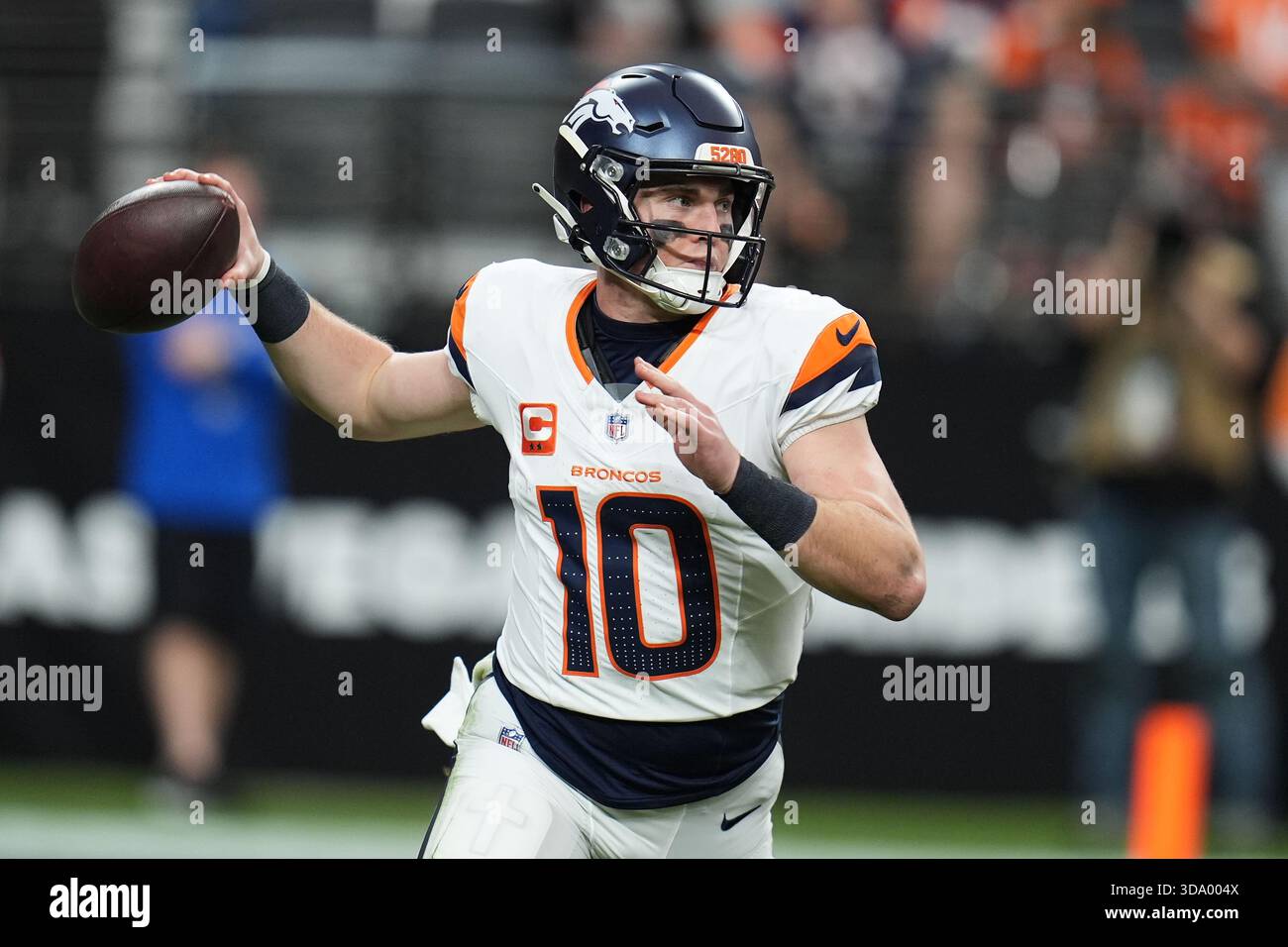 Denver Broncos quarterback Bo Nix (10) passes against the Las Vegas ...