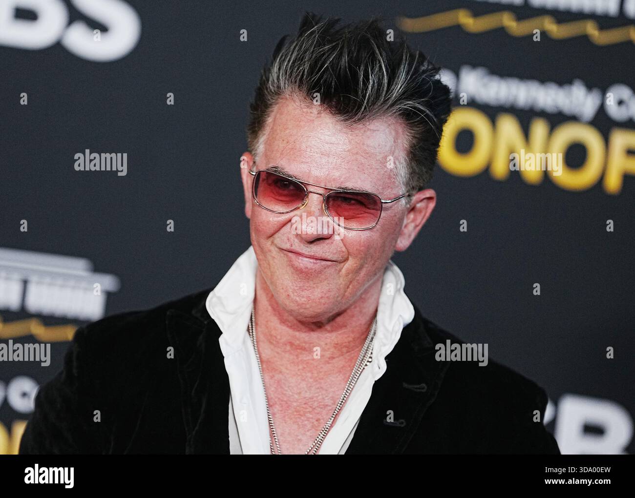 Mike Ferris arrives on the red carpet for the 48th annual Kennedy ...
