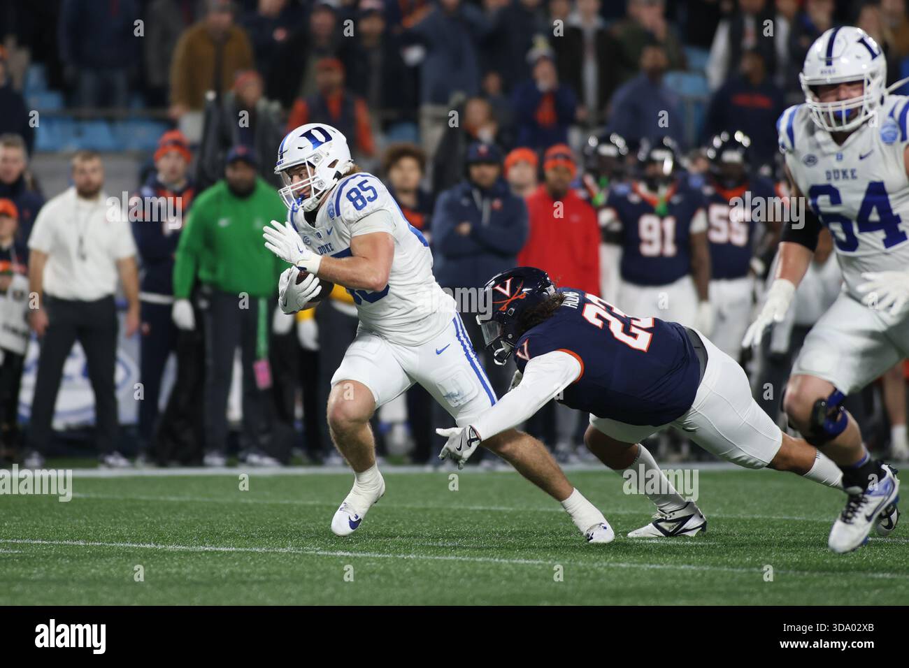 Duke Blue Devils tight end Jeremiah Hasley (85) breaks free to score a ...