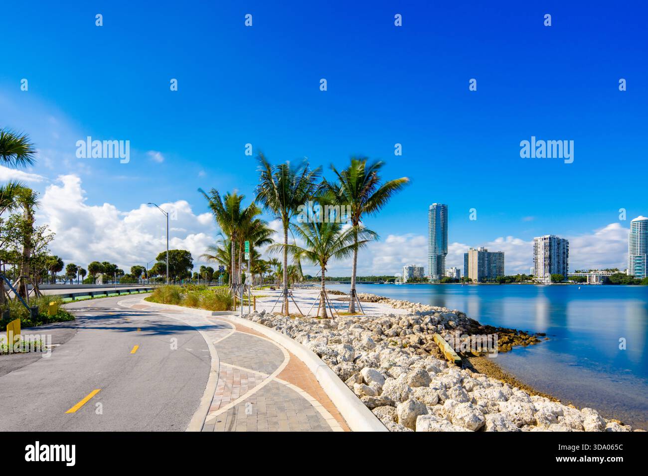 Rickenbacker trail miami hi-res stock photography and images - Alamy