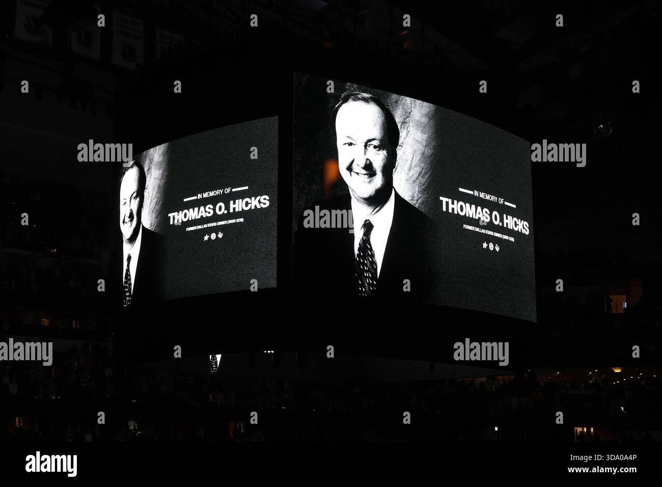 A scoreboard graphic is shown recognizing former Dallas Stars owner Tom ...