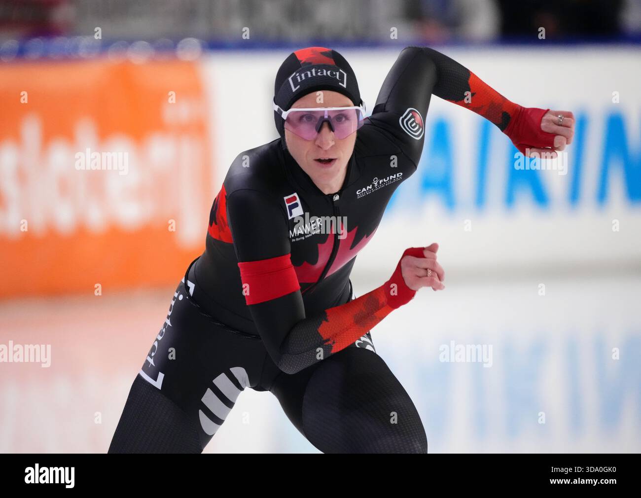 Ivanie Blondin (CAN) on the 1500m vrouwen during ISU World Cup 3 Speed ...