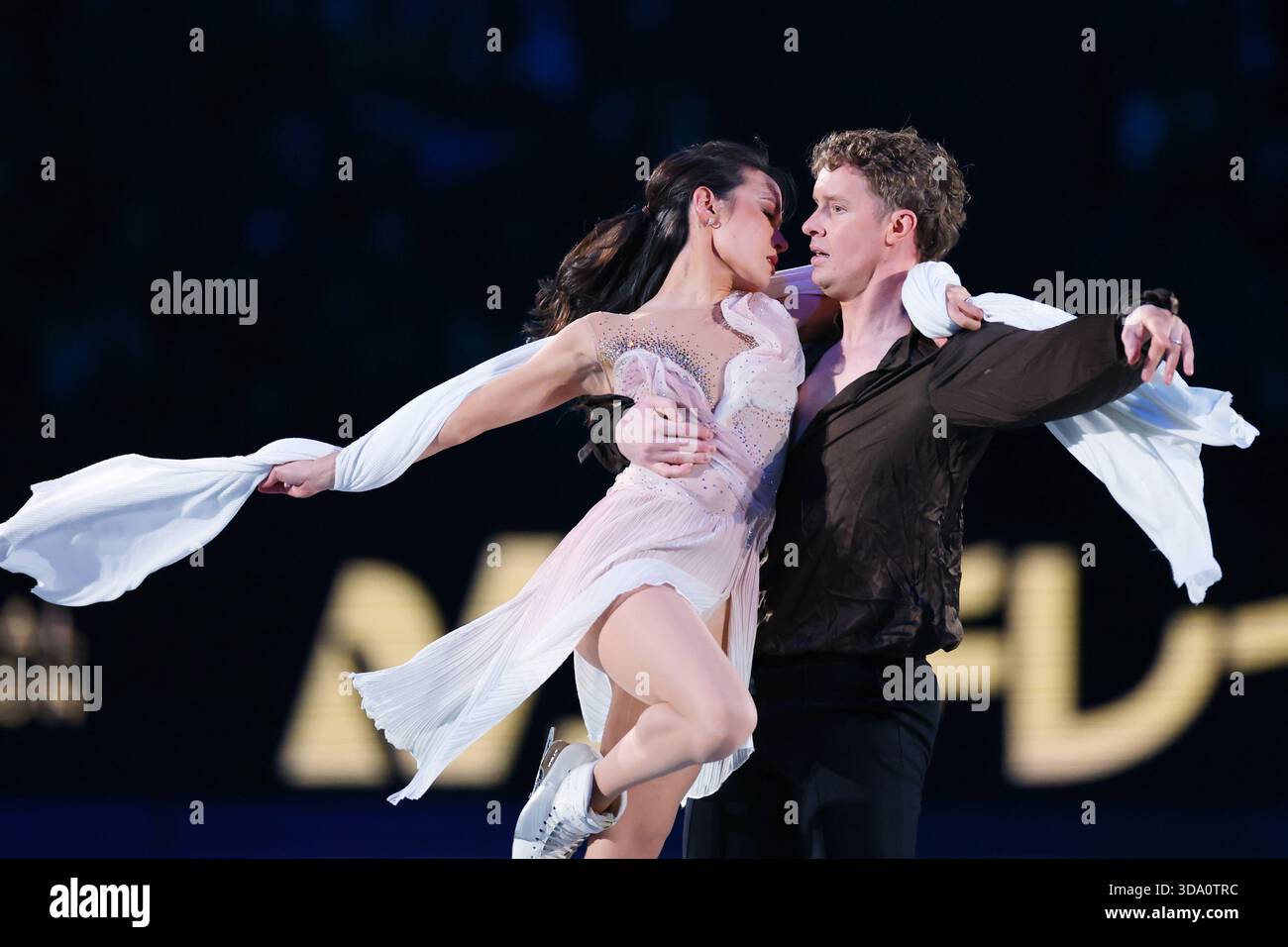 Madison Chock & Evan Bates (USA), DECEMBER 7, 2025 - Figure Skating ...