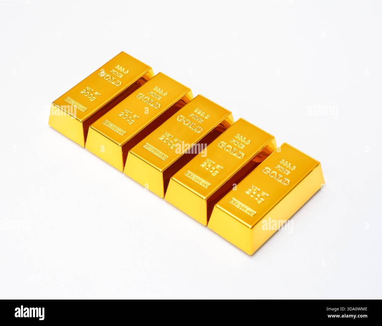 Gold bars arranged in row hi-res stock photography and images - Alamy