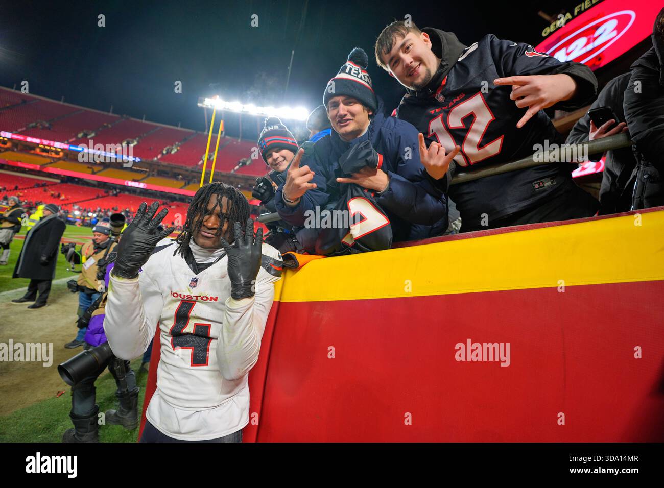 Houston Texans cornerback Kamari Lassiter (4) celebrates following an ...