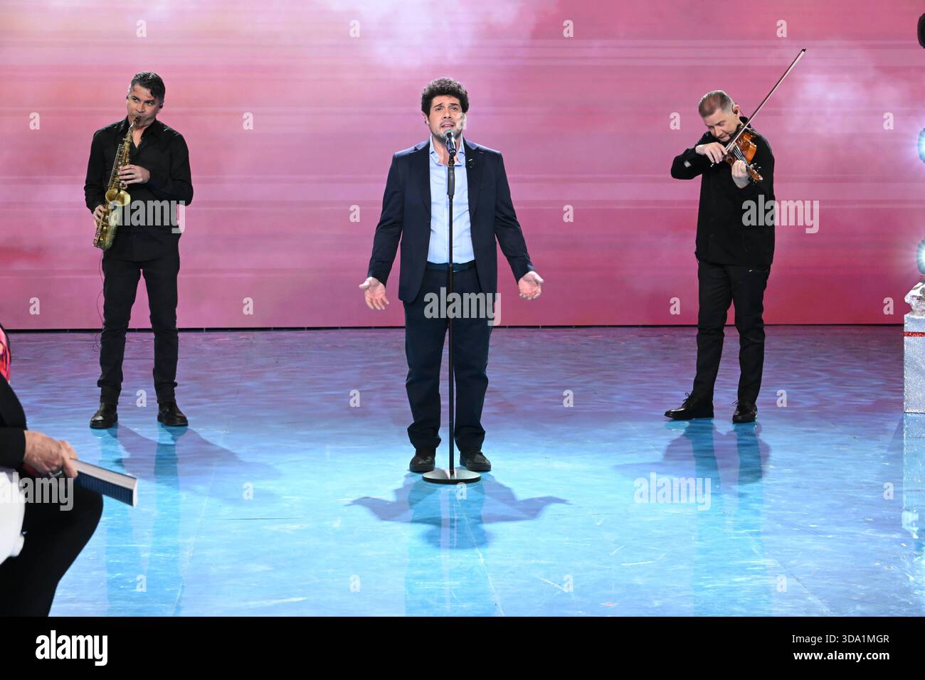 Rome: Rai Studios, formerly Dear. Broadcast of Domenica in. In the ...